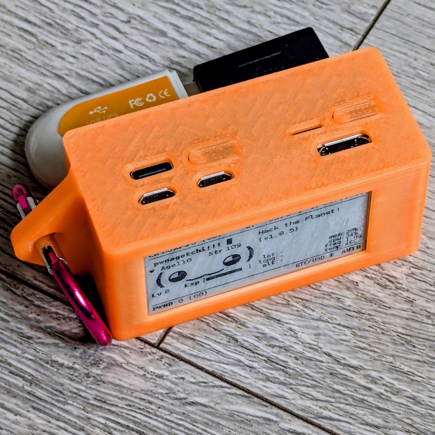 Pwnagotchi Supreme with Built in Battery – OrangeGlowInc